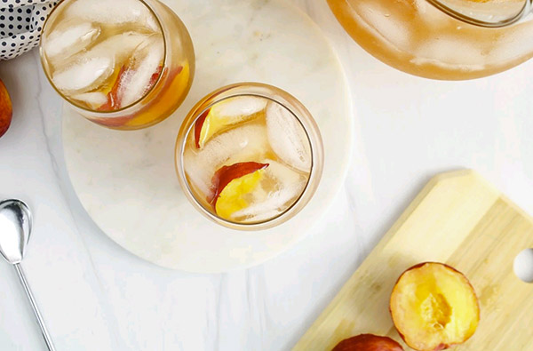 Blog - Oolong Peach Iced Tea