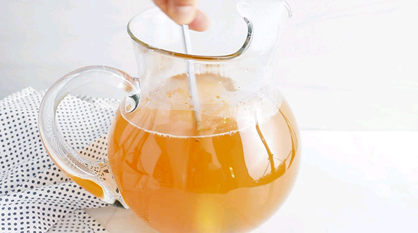 Blog - Oolong Peach Iced Tea